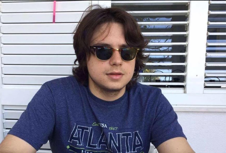 ZA NEVJEROVATI! Unuk Jovana Raškovića provocira po Primoštenu: 'Lepo je ...