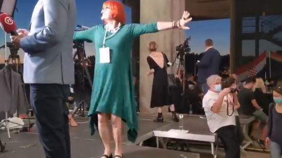 'Indijanski ples' Rade Borić iz Nove ljevice za proslavu ulaska u ...