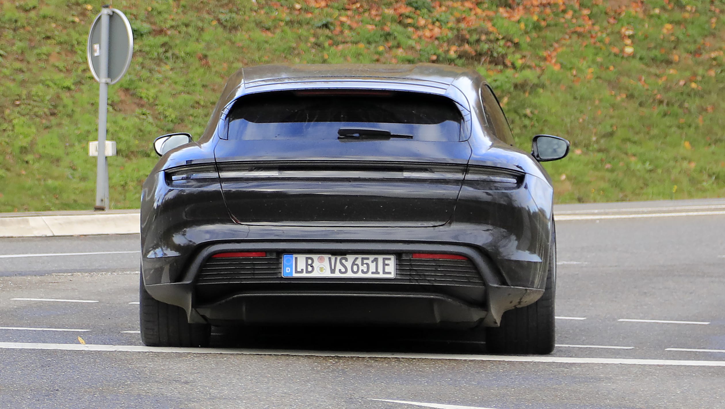 (FOTO) Što to sprema Porsche? Karavan, i na struju? Da, i to je moguće ...