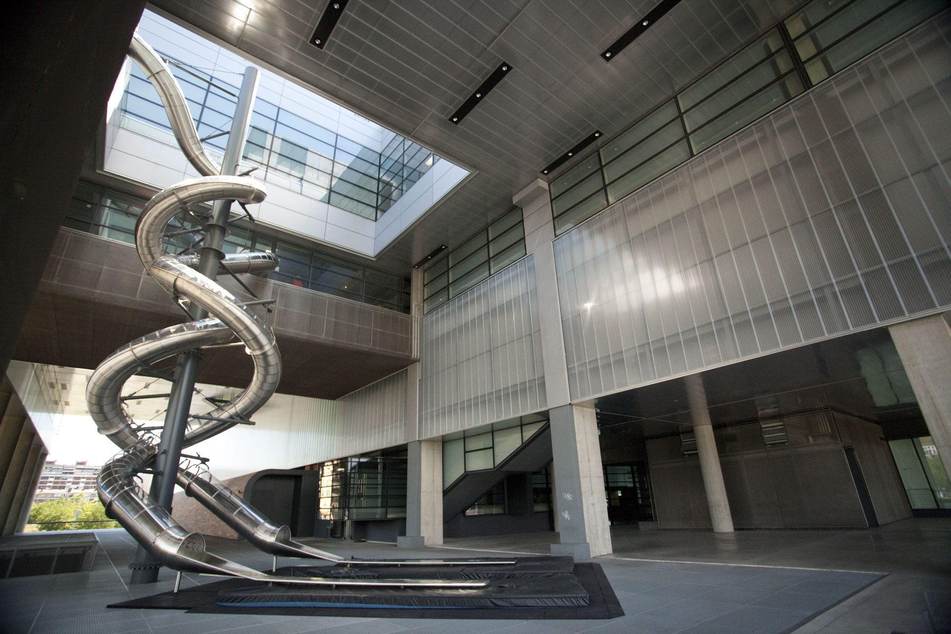 Razgledajte šest izložbi u Muzeju suvremene umjetnosti - Dnevno.hr