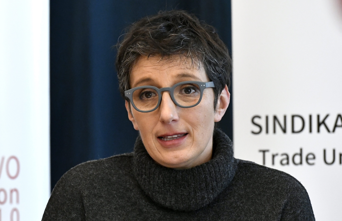 Maja Sever pitala kolegu HRT-ovca koliko ima godina pa ostala paf ...