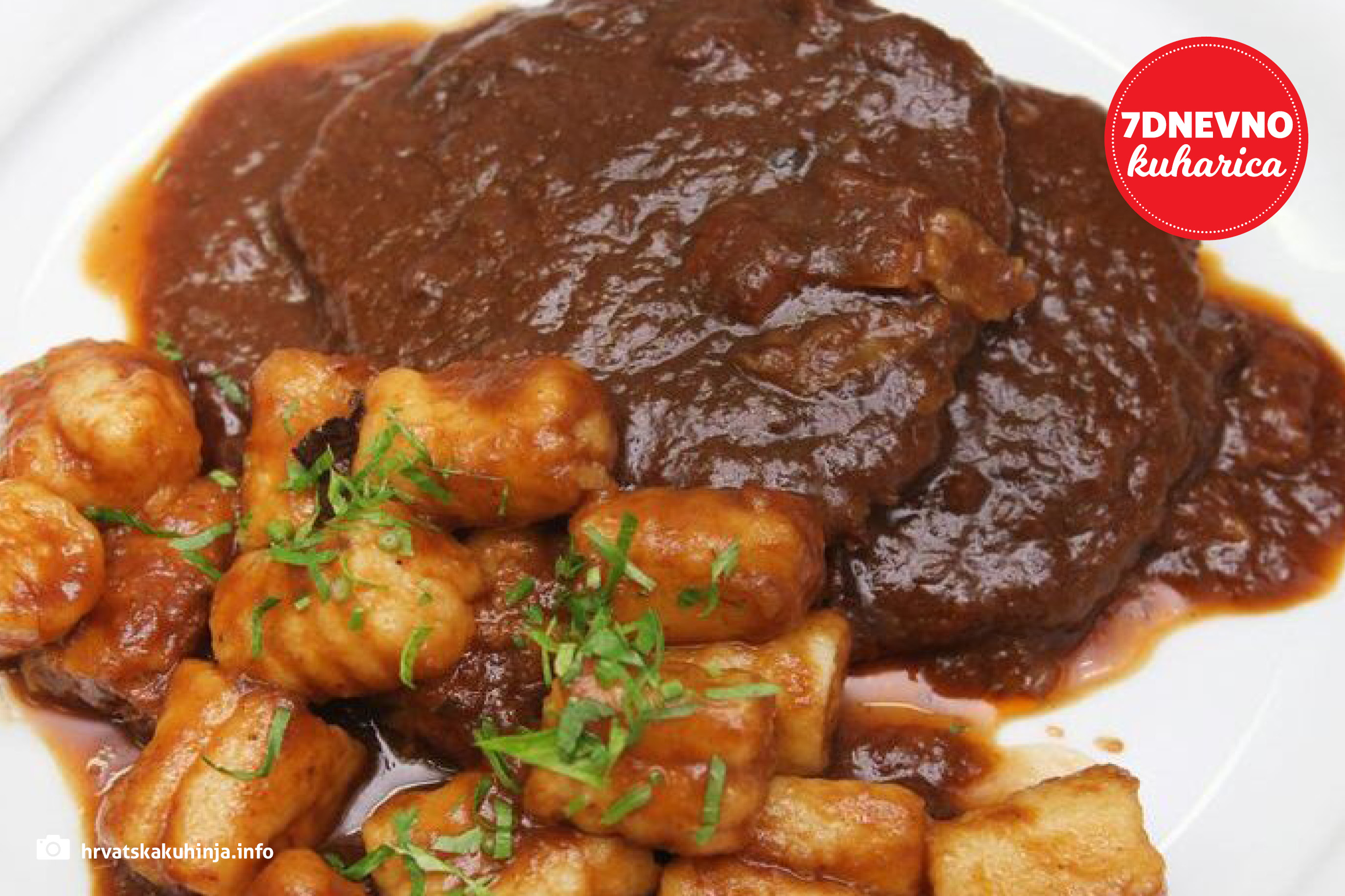 Pašticada s domaćim njokima: Aromatično dalmatinsko jelo koje obara s ...