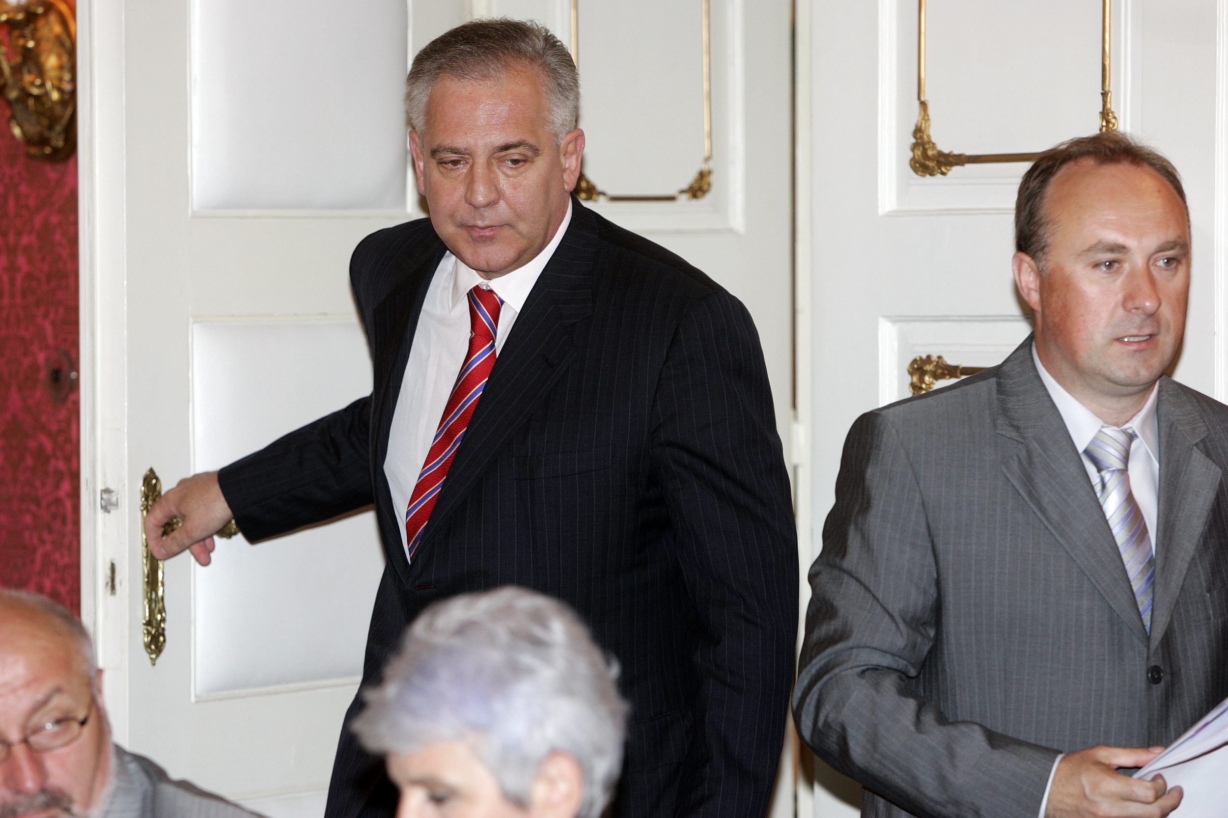 BIVŠI SANADEROV MINISTAR I DRUŠTVO MOGU SE OSVETITI HRVATSKOJ: U ...