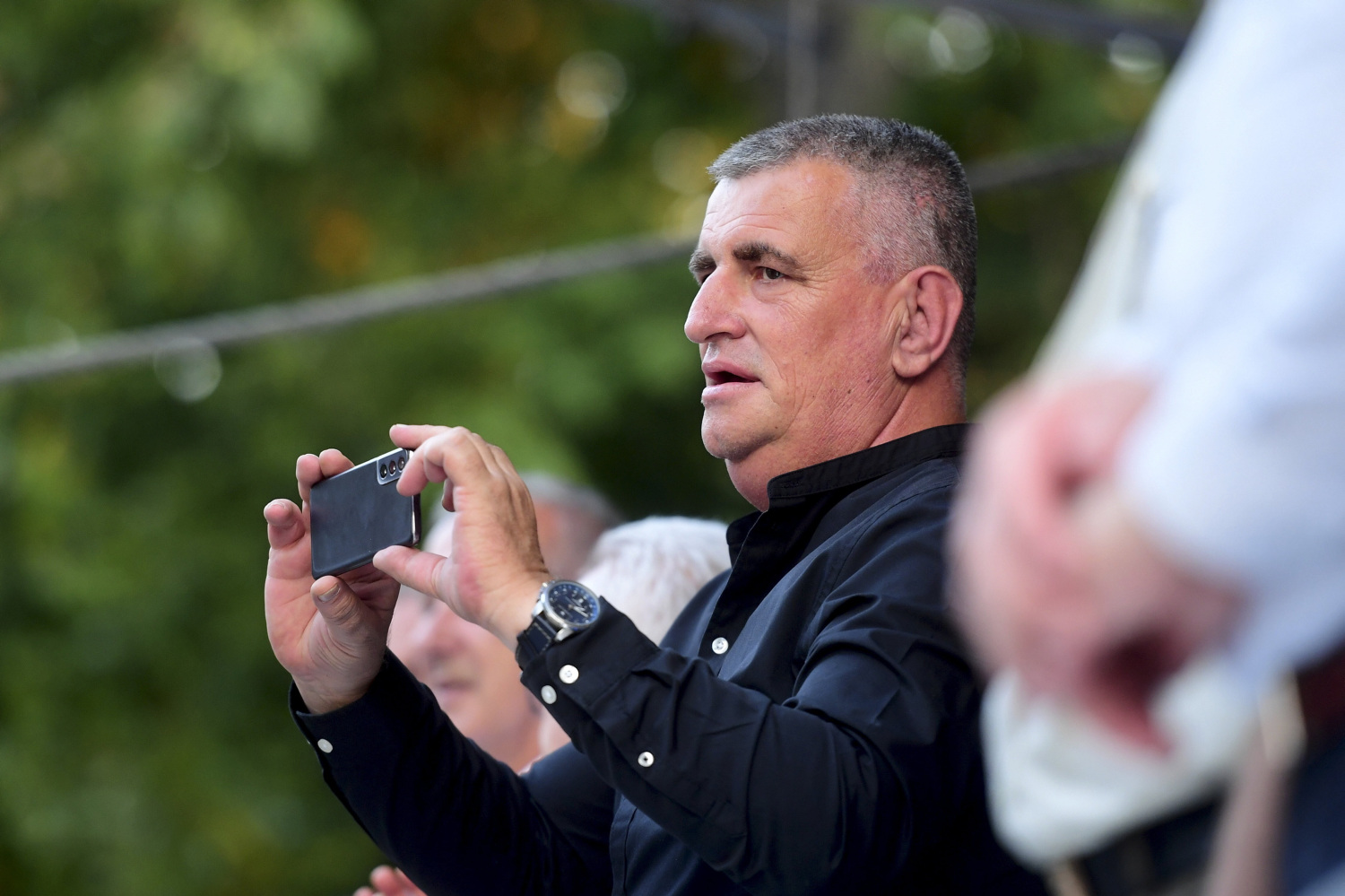 Privatni životi kandidata: Iza Bulja stoji tajanstvena Jelena i čudan ...